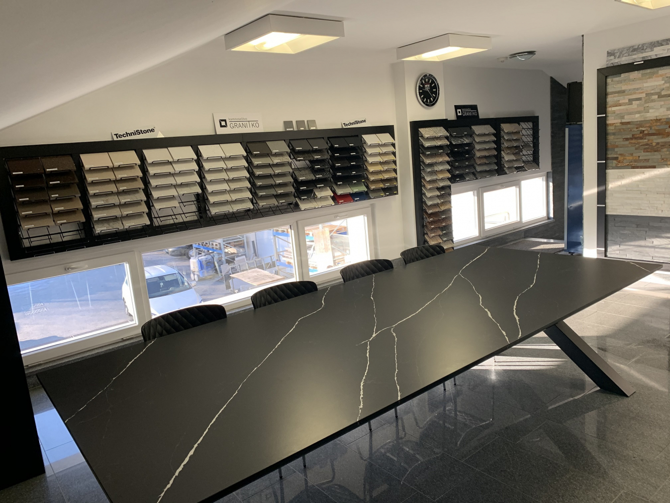 Poetic Black | Technistone