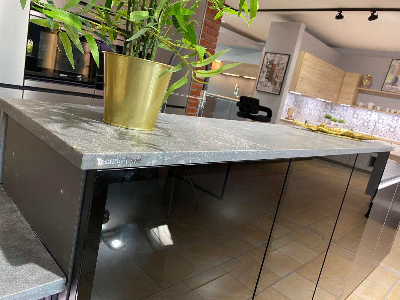 Residente Dark | Technistone