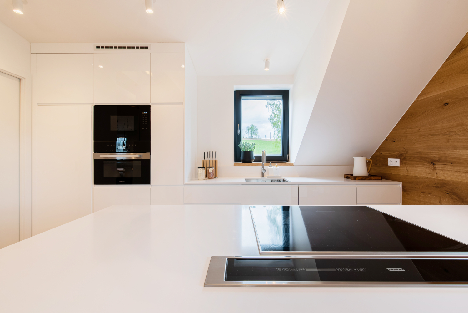 Crystal Absolute White | Technistone