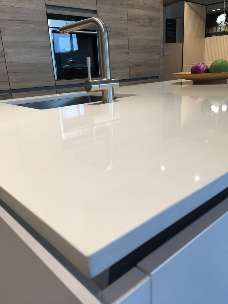 Crystal Absolute White | Technistone